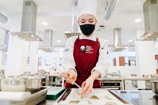 Centro de referencia en formación profesional de cocina online - Aprendelo